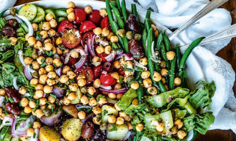 Chickpea niçoise salad | Taste of France