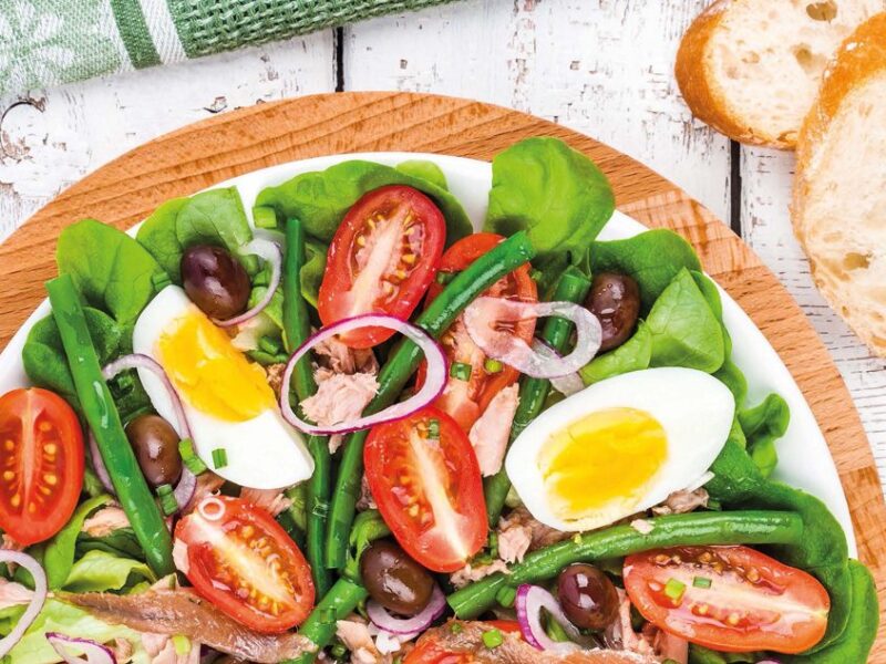 Chickpea niçoise salad | Taste of France®