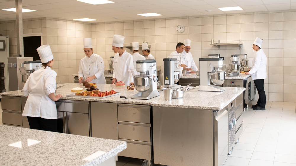 The world’s largest pastry arts campus : École Nationale Supérieure de ...