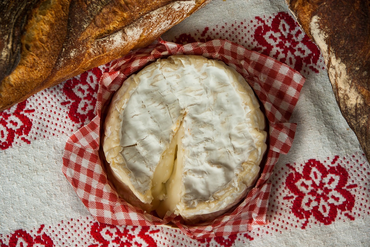 A Complete Guide to France’s Cheese Types | Taste of France®