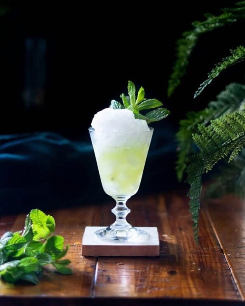 Absinthe cocktails for summer parties | Taste of France®